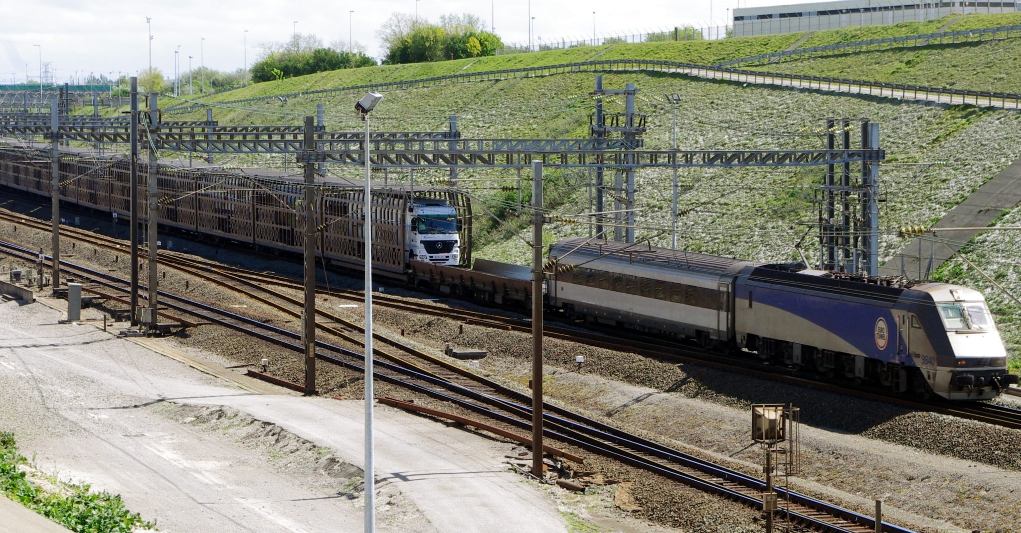 Eiffage devient le premier actionnaire de Getlink - Ville, Rail et ...