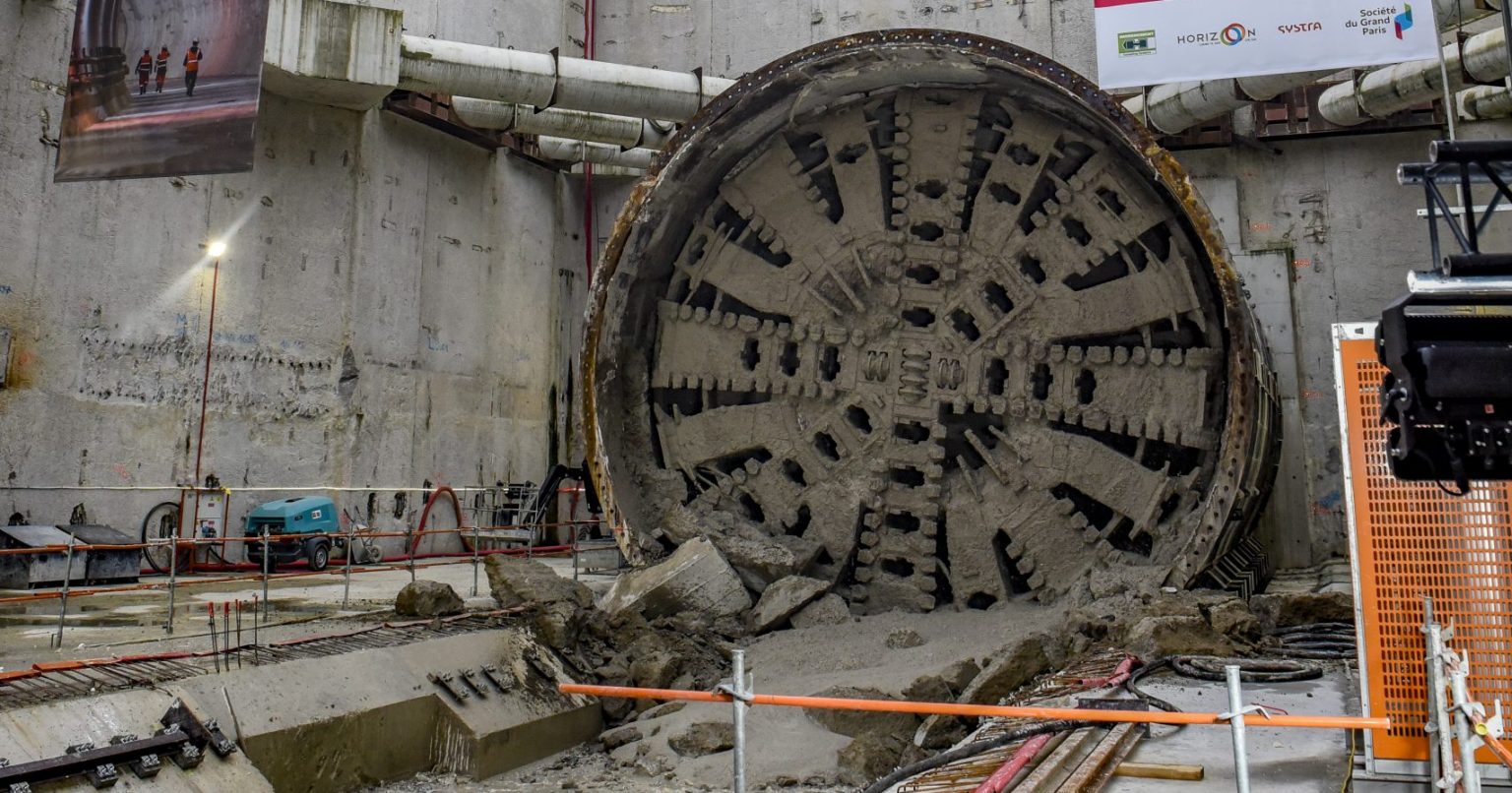 Le tunnel de la ligne 15 du Grand Paris Express désormais entièrement ...