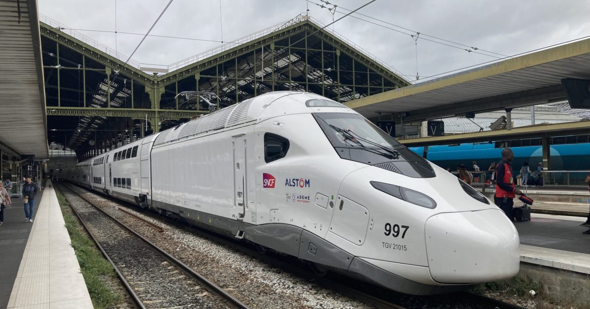 Et voici les sièges du TGV M - Ville, Rail et Transports