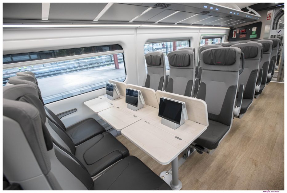 Mise en service du S106, le futur train à grande vitesse de la Renfe en ...